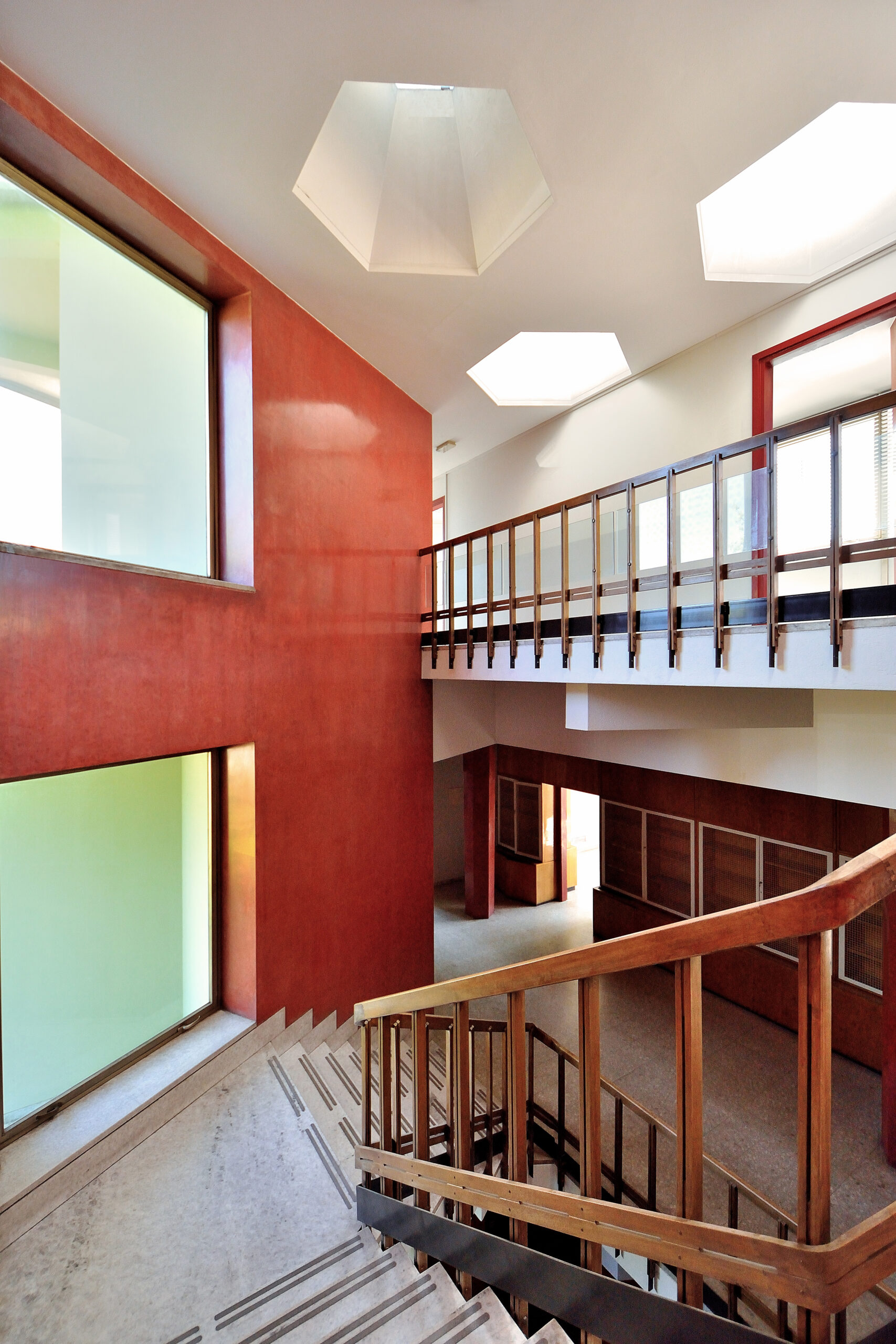 Olivetti's genius - Car&vintage | Land | Sea | Air